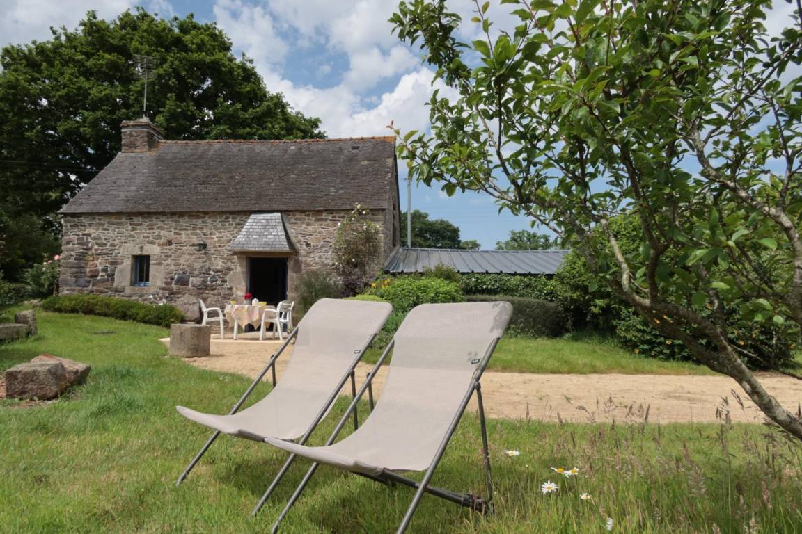 68 M² Gîte ∙ 1 Chambre ∙ 3 Personnes - Plouguenast