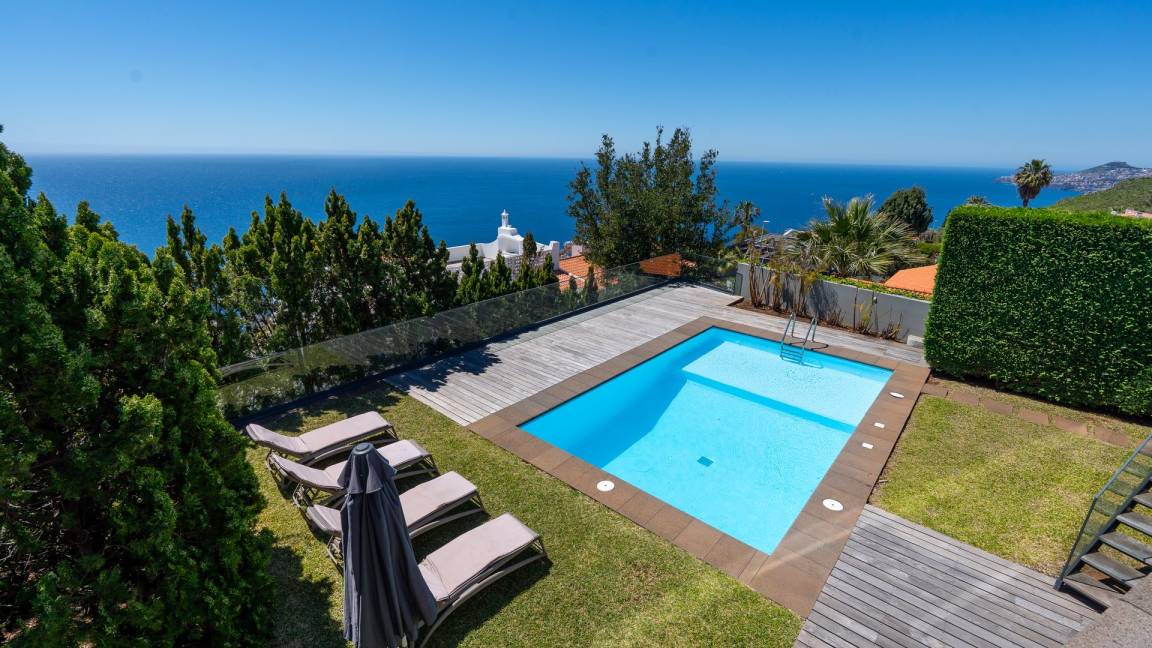 352 M² House ∙ 4 Bedrooms ∙ 8 Guests - Madeira