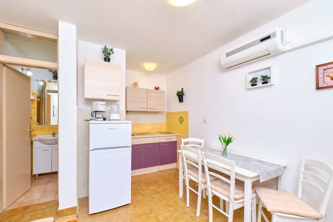 30 M² Ferienwohnung ∙ 1 Schlafzimmer ∙ 3 Gäste - Mali Lošinj