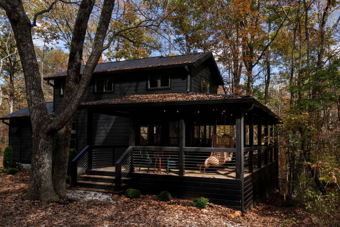 House ∙ 1 Bedroom ∙ 8 Guests - Monteagle, TN