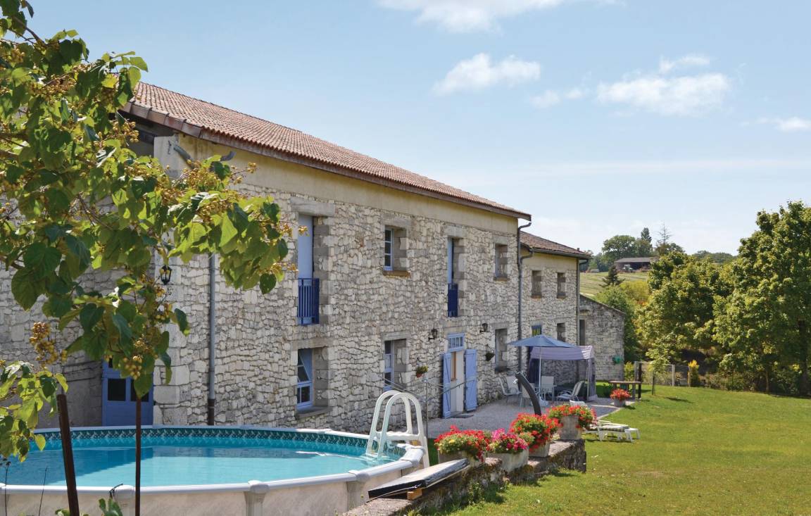 85 M² Dúplex ∙ 2 Habitaciones ∙ 5 Huéspedes - Lauzerte
