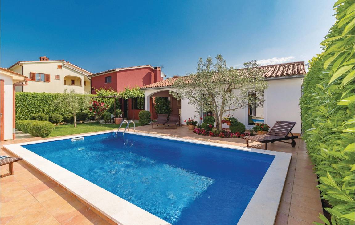 26 M² House ∙ 2 Bedrooms ∙ 4 Guests - Pula