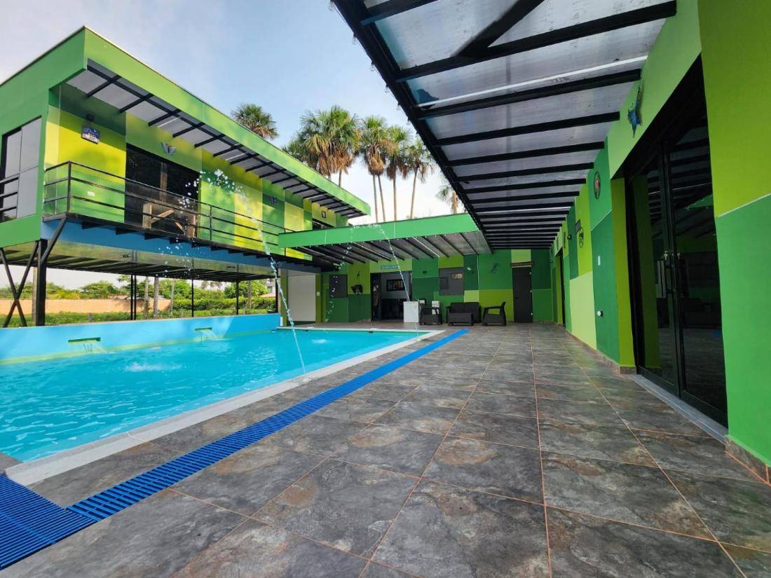 450 M² Casa ∙ 4 Habitaciones ∙ 12 Huéspedes - Villavicencio