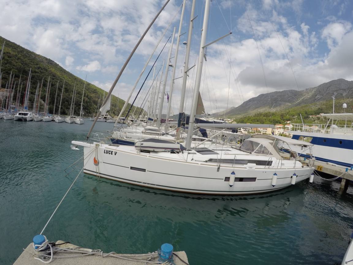 15 M² Péniche ∙ 4 Chambres ∙ 8 Personnes - Dubrovnik