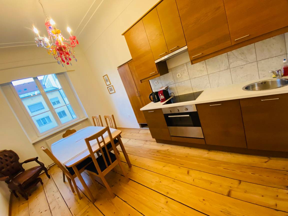66 M² Apartment ∙ 2 Bedrooms ∙ 5 Guests - Graz
