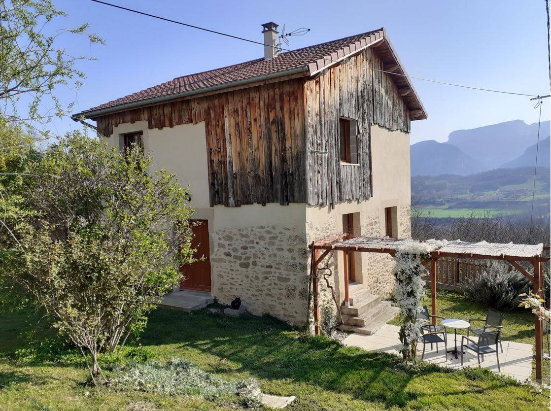 104 M² Gîte ∙ 2 Chambres ∙ 4 Personnes - Saint-Jean-en-Royans