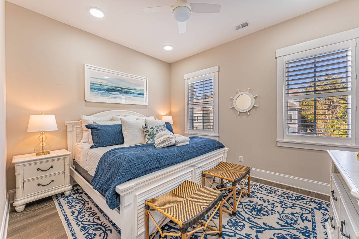 218 M² House ∙ 4 Bedrooms ∙ 15 Guests - South Carolina