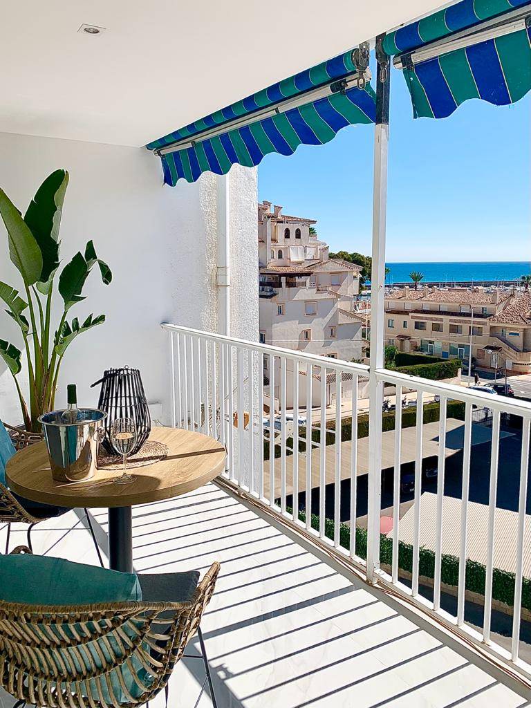 95 M² Apartamento ∙ 2 Habitaciones ∙ 4 Huéspedes - Altea