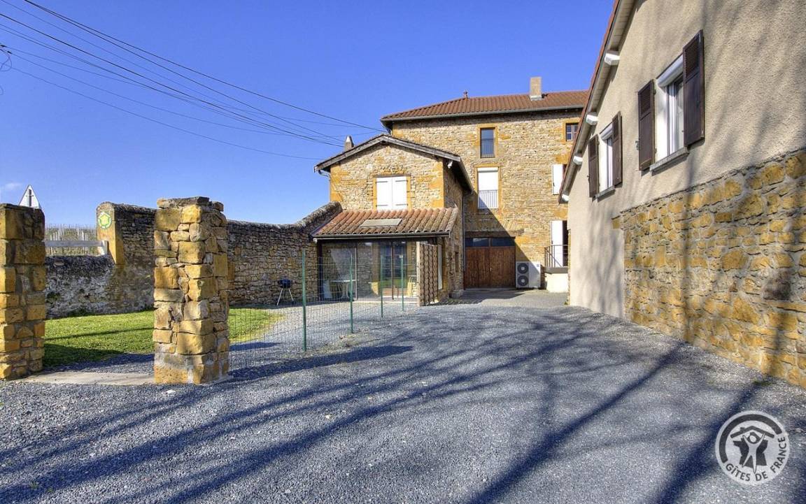 91 M² Gîte ∙ 3 Chambres ∙ 7 Personnes - Beaujolais