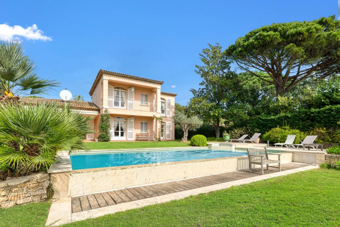 150 M² Villa ∙ 3 Bedrooms ∙ 6 Guests - Grimaud
