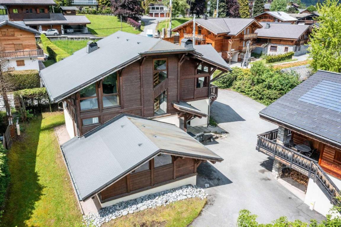208 M² Chalet ∙ 6 Habitaciones ∙ 15 Huéspedes - Morzine