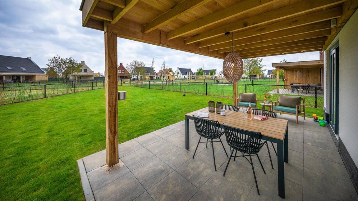 100 M² Villa ∙ 2 Habitaciones ∙ 4 Huéspedes - Roermond