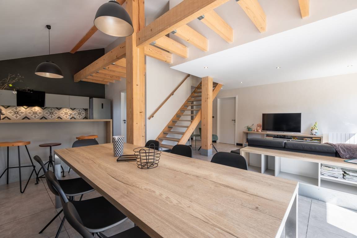 130 M² Cottage ∙ 4 Bedrooms ∙ 8 Guests - Alps