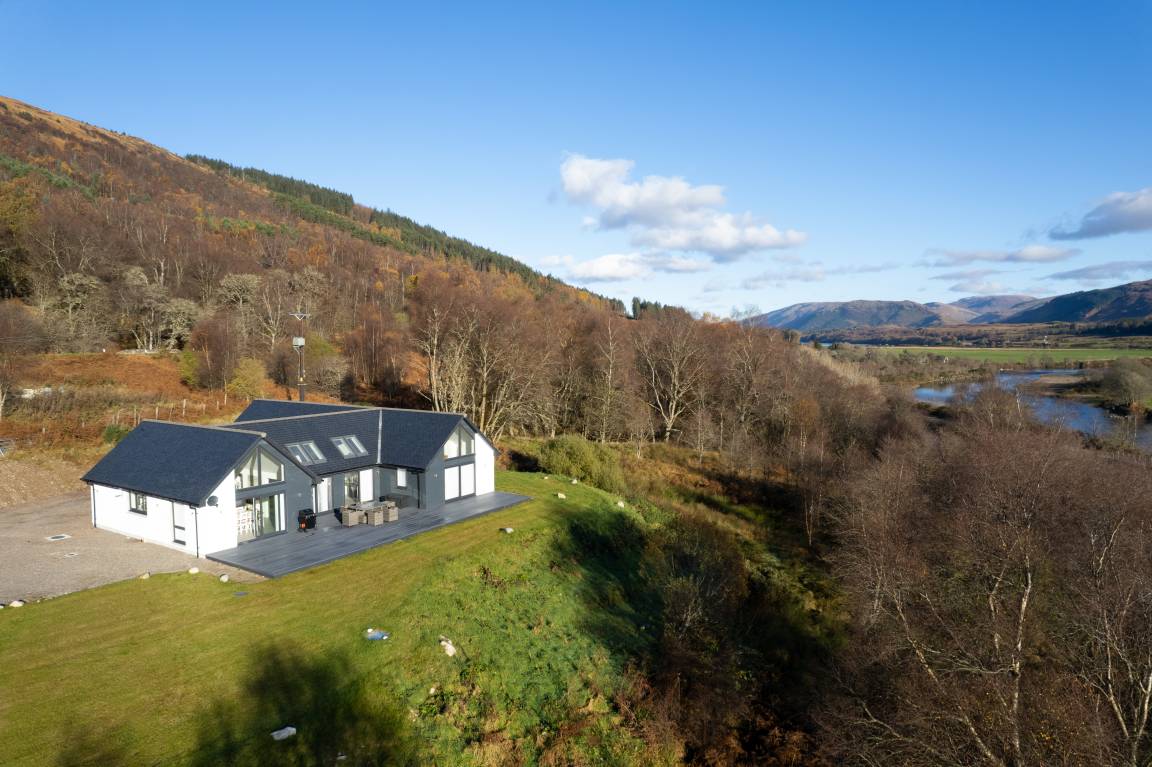 Cottage ∙ 4 Bedrooms ∙ 8 Guests - Fort William