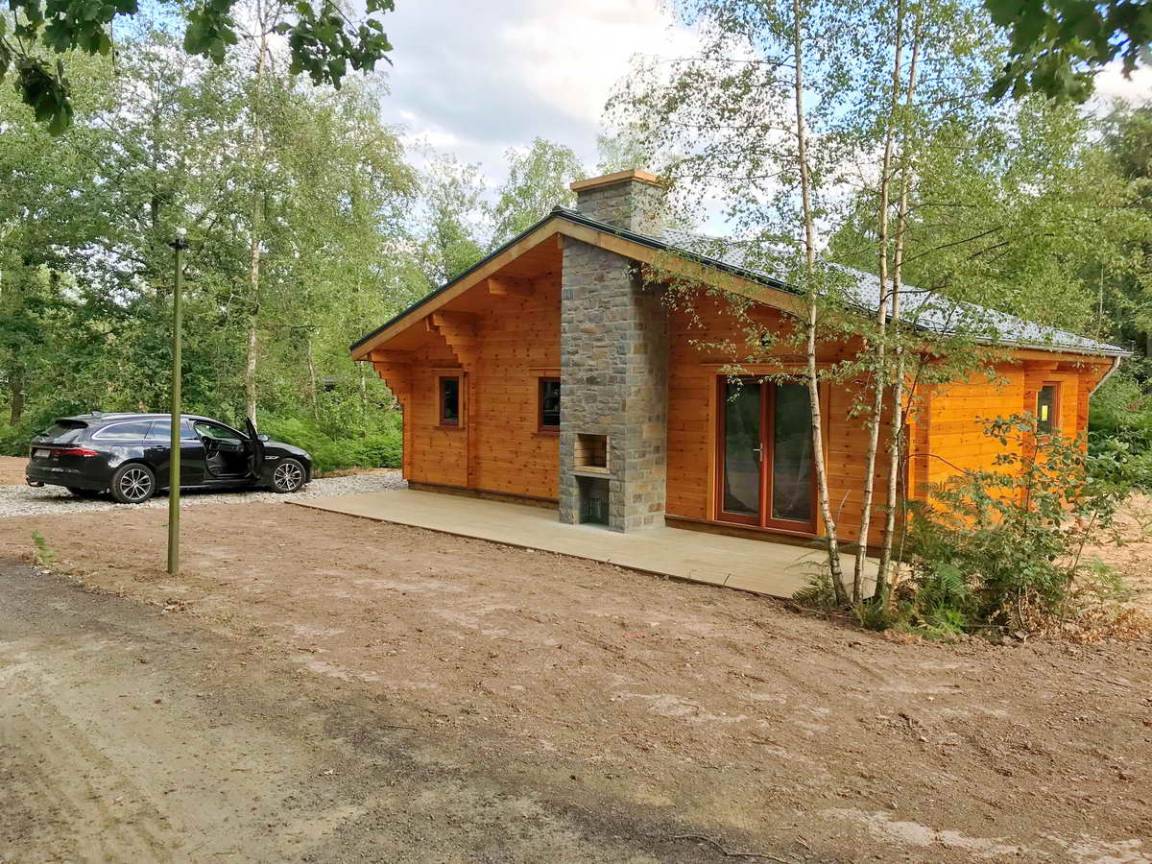 60 M² Maison De Vacances ∙ 3 Chambres ∙ 8 Personnes - Viroinval