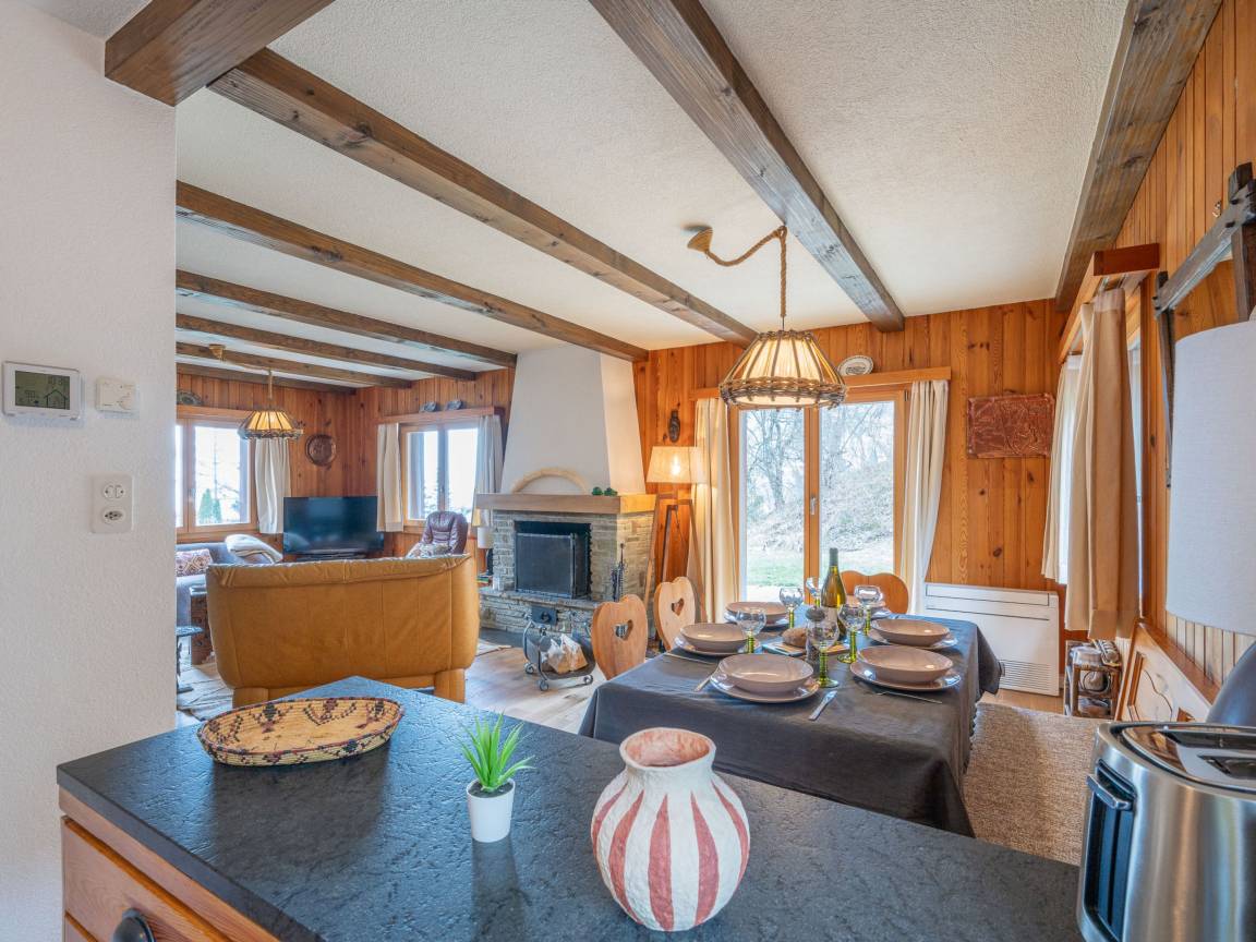 102 M² Villa ∙ 1 Bedroom ∙ 6 Guests - Ovronnaz