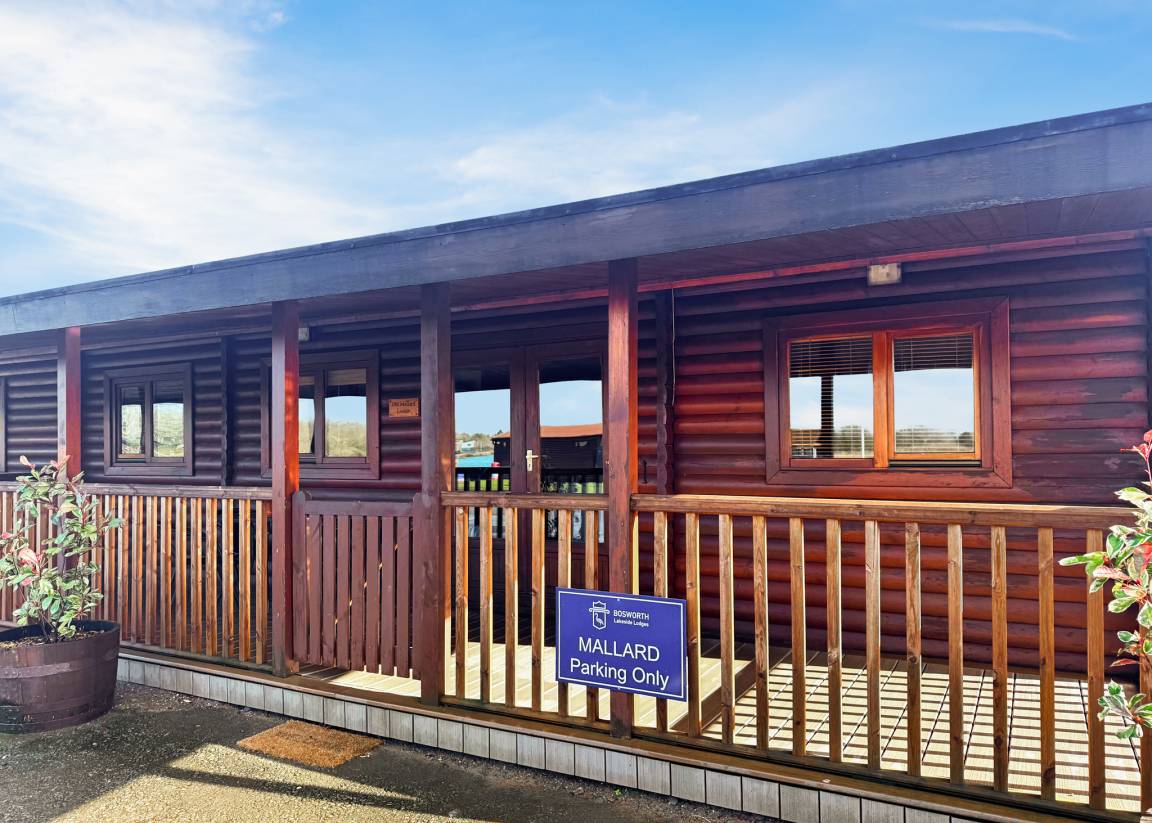 Chalet ∙ 2 Bedrooms ∙ 4 Guests - Warwickshire