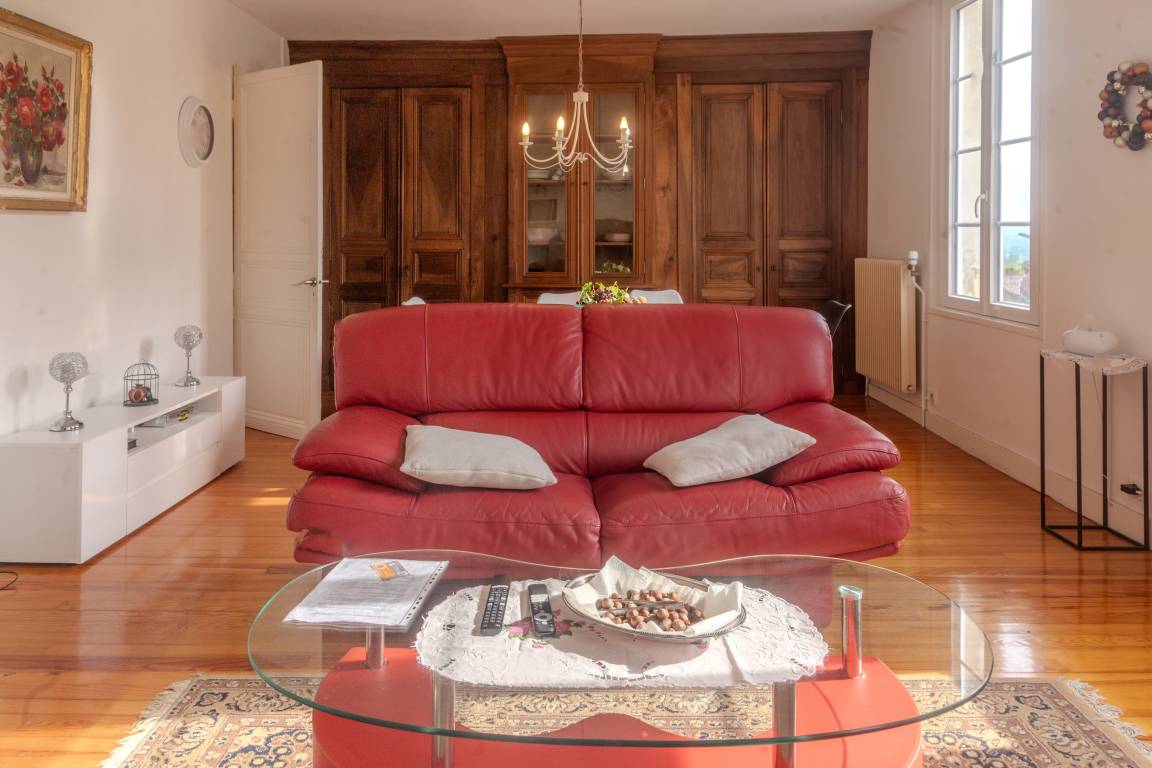 140 M² Maison De Vacances ∙ 3 Chambres ∙ 6 Personnes - Jonzac