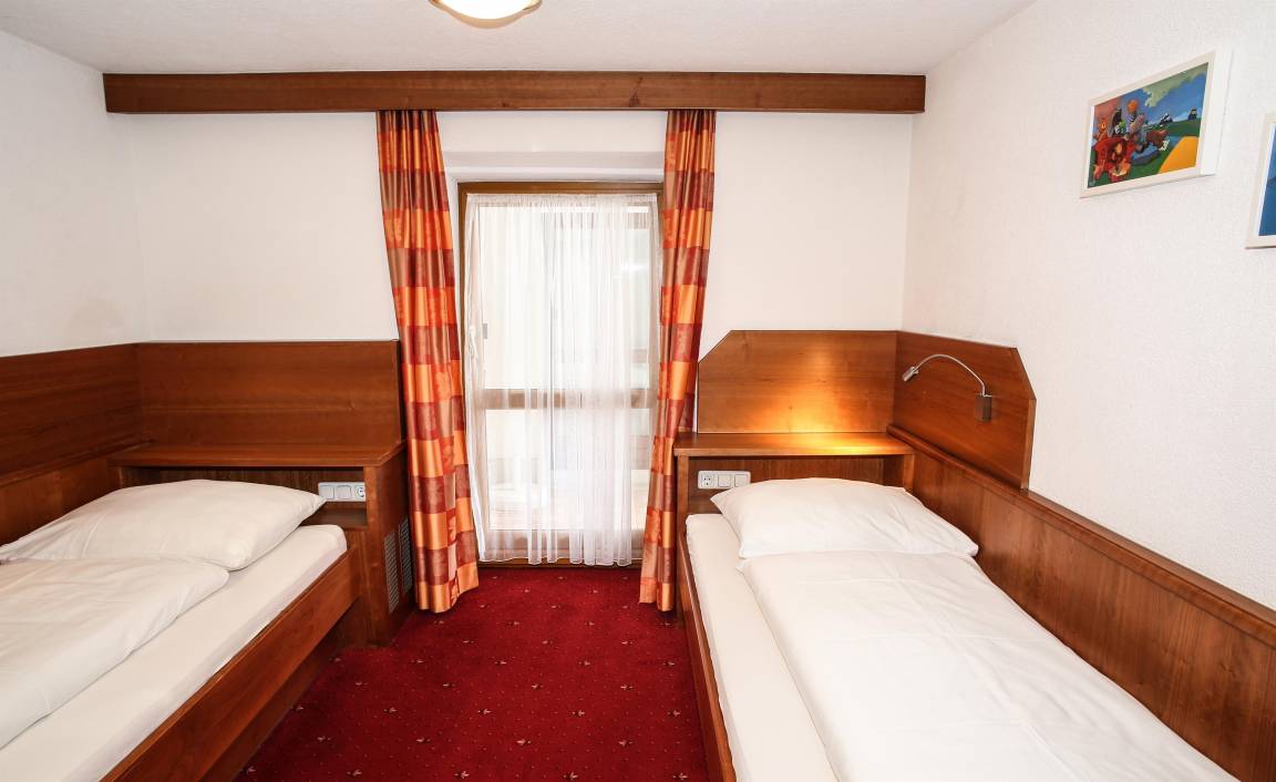 20 M² Hotel ∙ 1 Schlafzimmer ∙ 2 Gäste - Samnaun