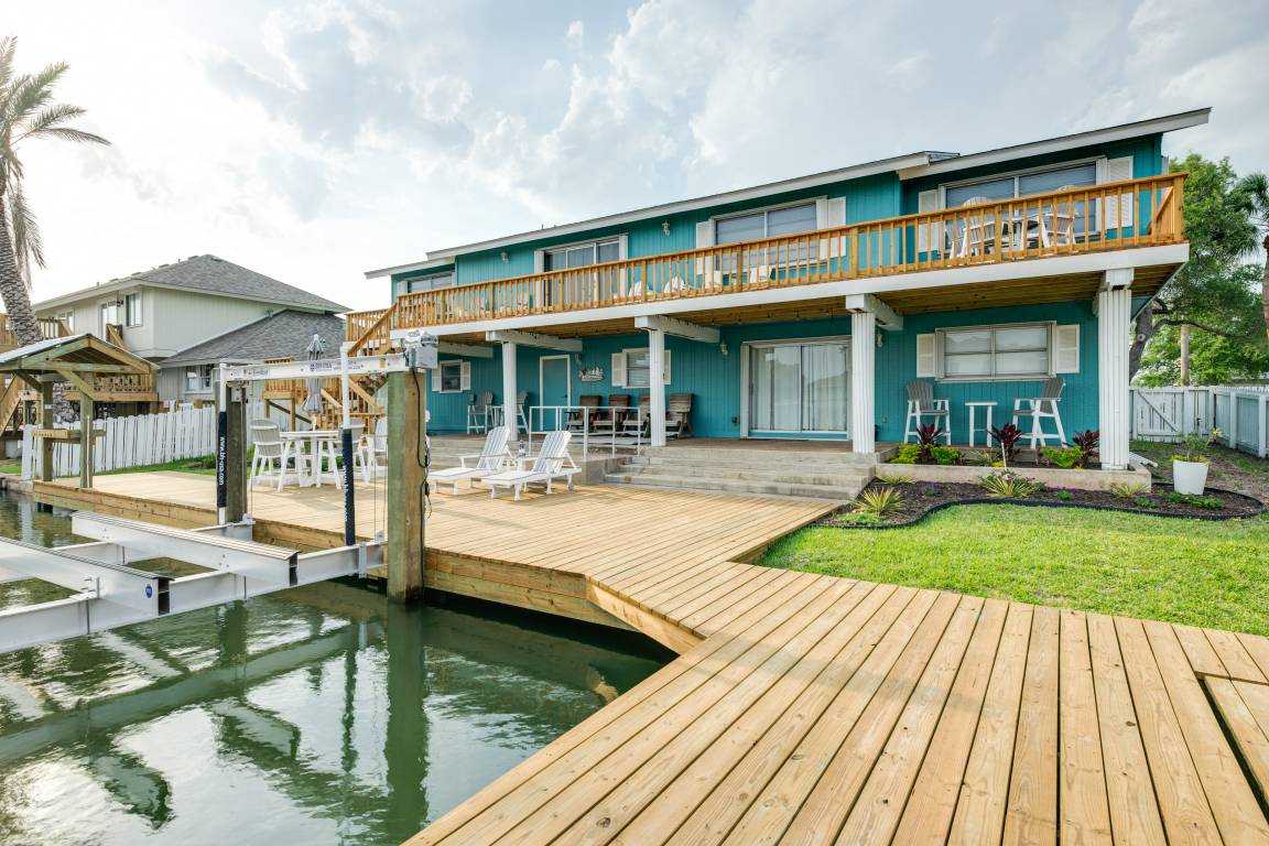 252 M² House ∙ 4 Bedrooms ∙ 15 Guests - Rockport, TX
