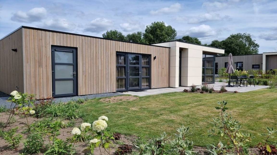 65 M² House ∙ 2 Bedrooms ∙ 4 Guests - Arnhem
