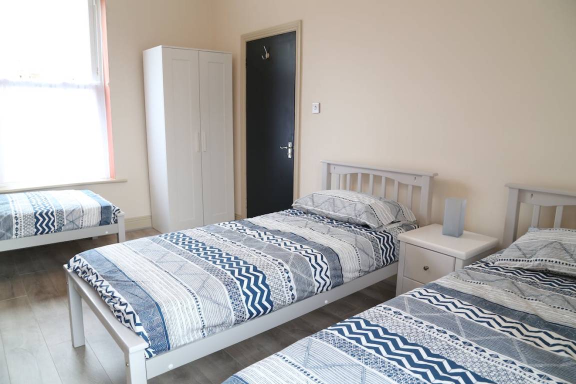 120 M² Shared Room ∙ 1 Bedroom ∙ 1 Guest - Dublin