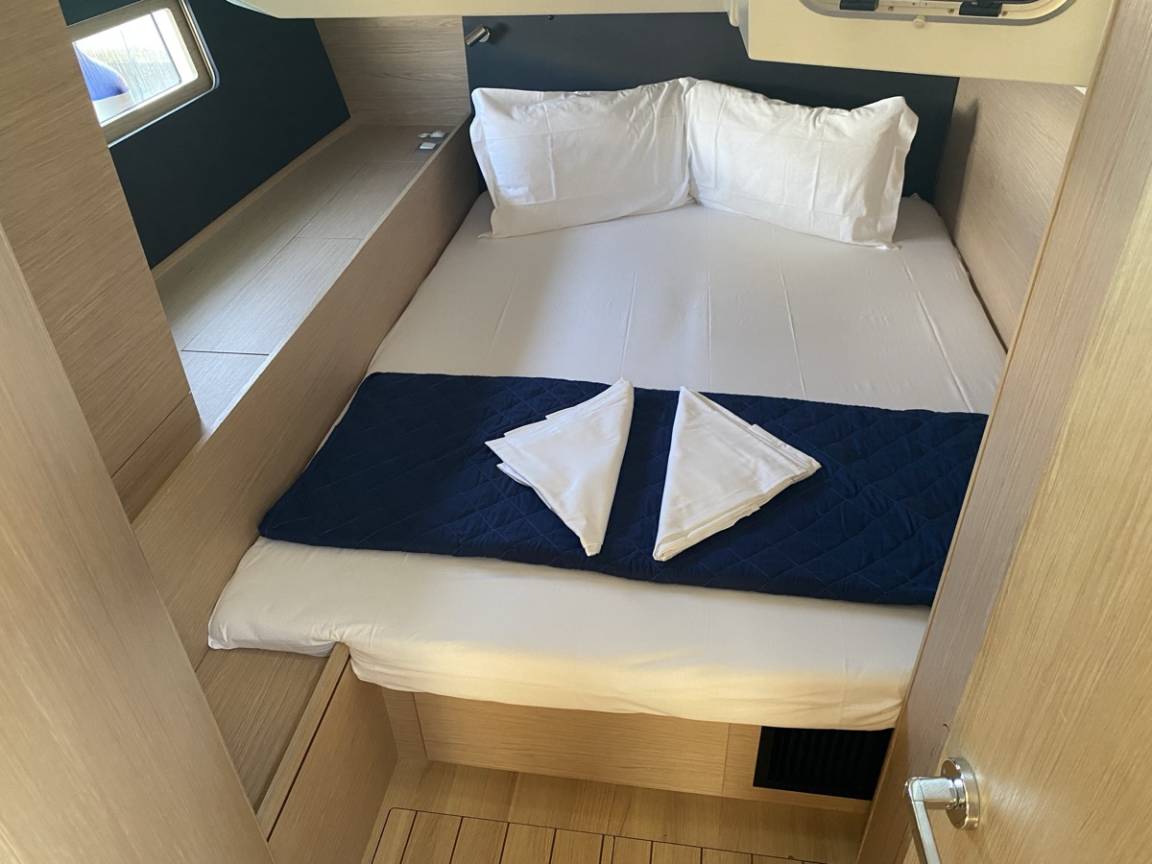 16 M² Casa Flotante ∙ 4 Habitaciones ∙ 8 Huéspedes - Salerno