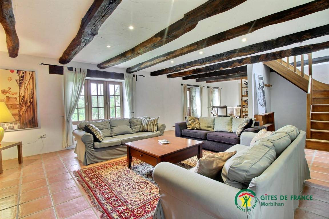 97 M² Gîte ∙ 4 Chambres ∙ 8 Personnes - Baud