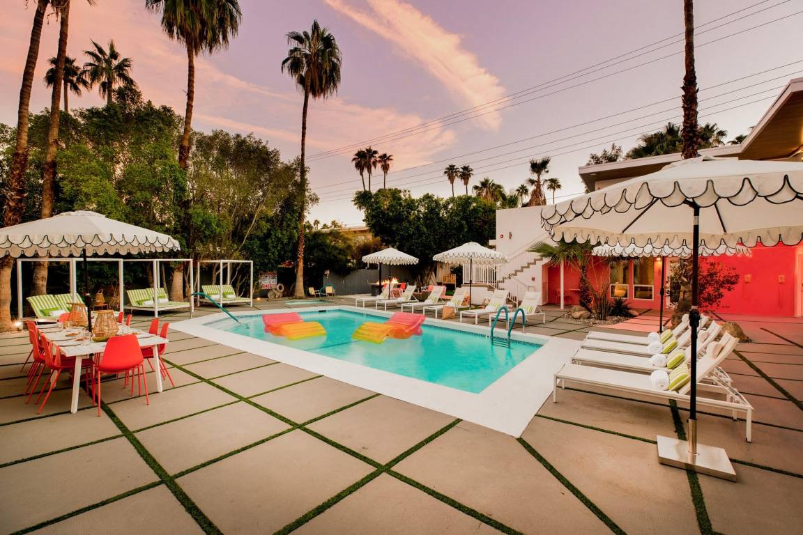 37 M² Huis ∙ 3 Slaapkamers ∙ 12 Gasten - Palm Springs, CA