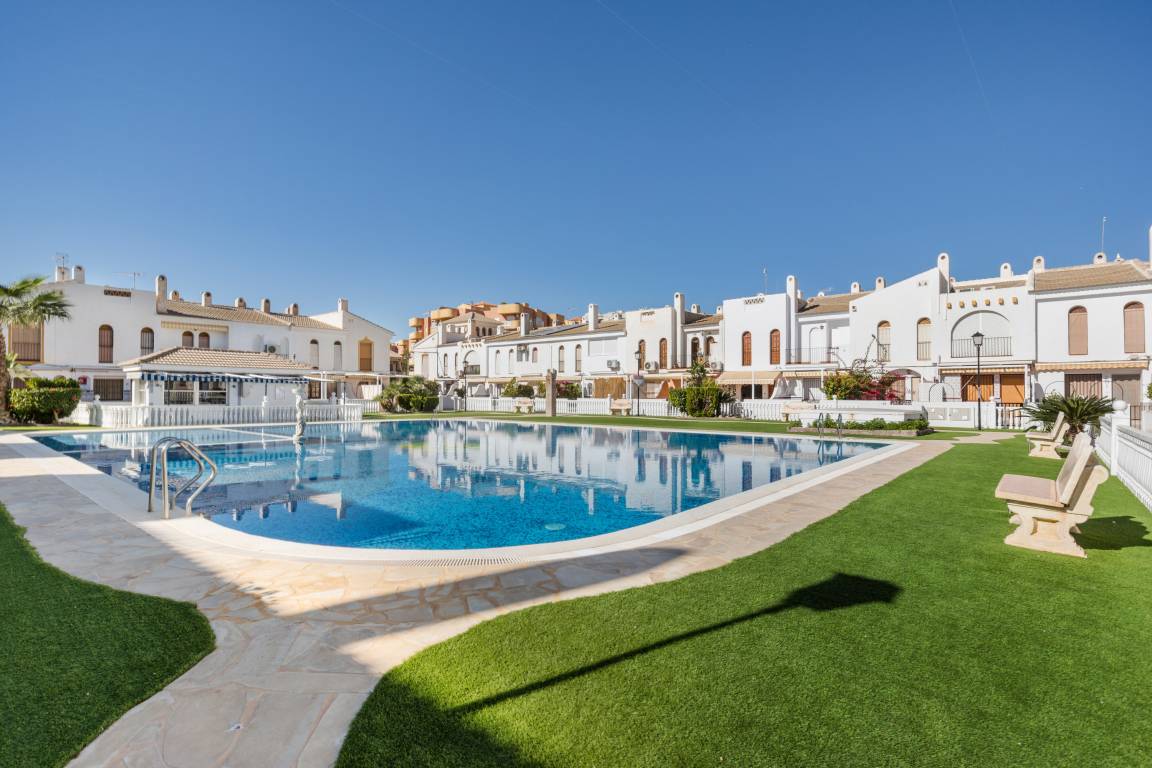 150 M² Apartamento ∙ 3 Habitaciones ∙ 5 Huéspedes - Puerto de Mazarrón