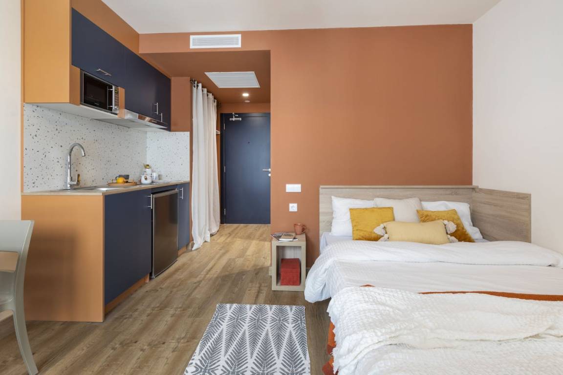 18 M² Apartamento ∙ 1 Huésped - Valencia