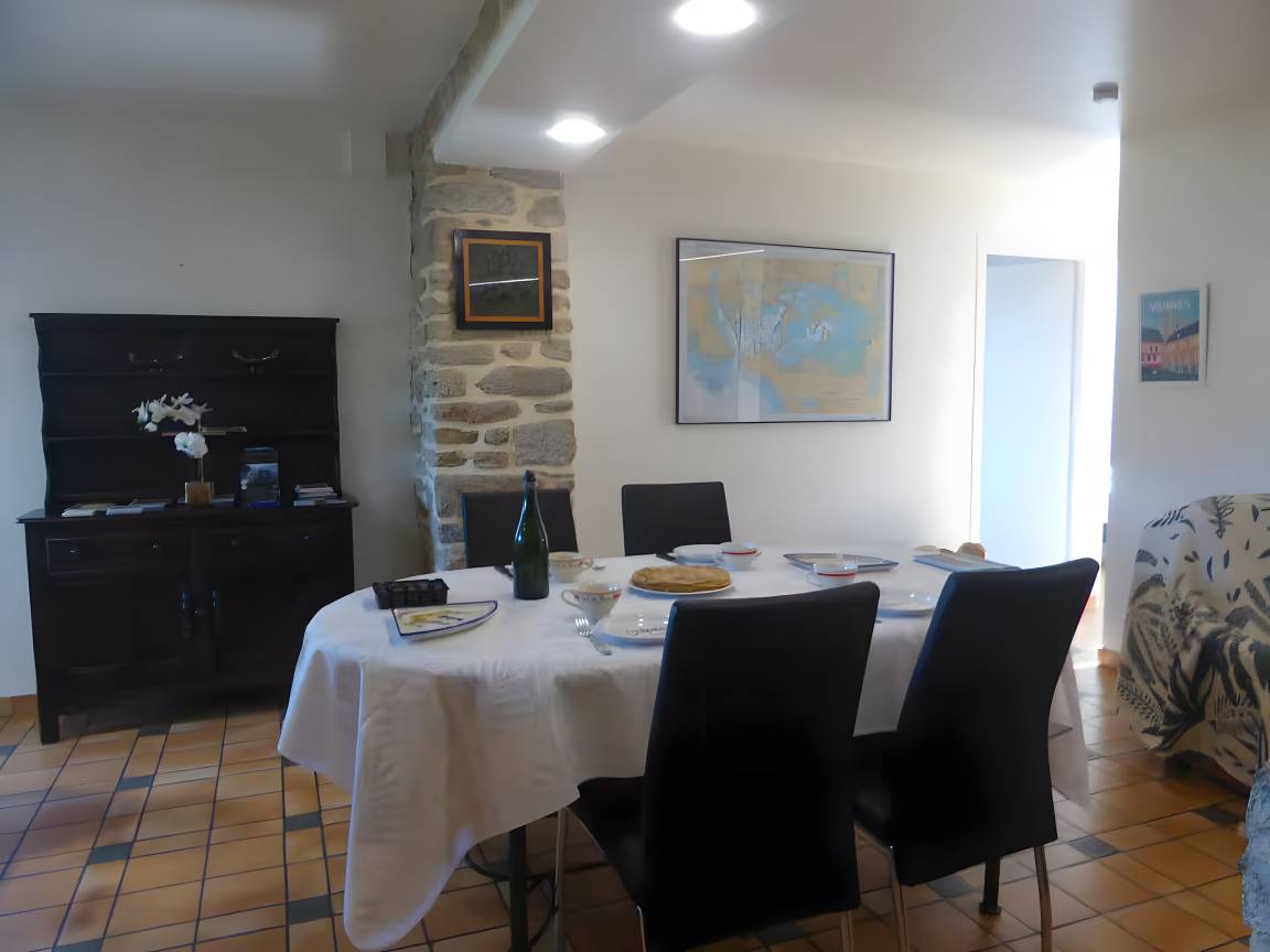 83 M² Maison De Vacances ∙ 2 Chambres ∙ 4 Personnes - Séné