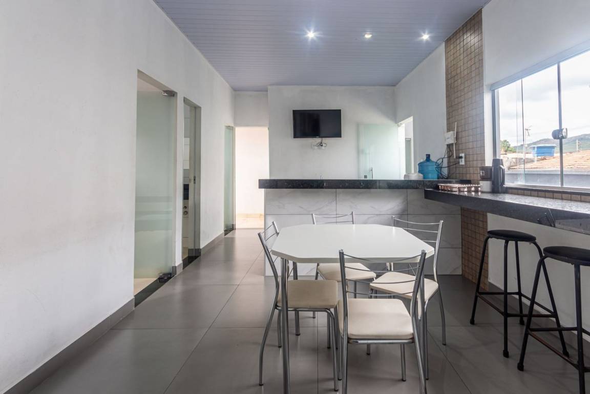 70 M² Apartamento ∙ 3 Habitaciones ∙ 8 Huéspedes - Pará de Minas