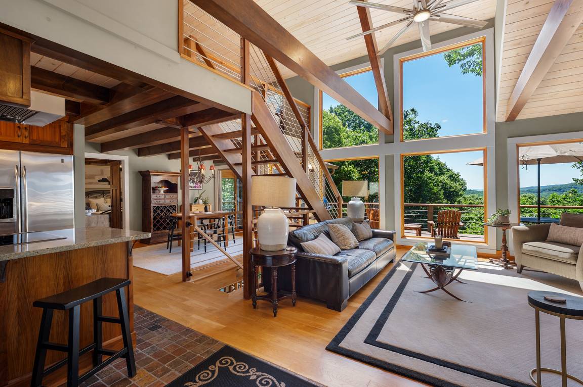 220 M² Cabin ∙ 2 Bedrooms ∙ 4 Guests - Jasper, GA