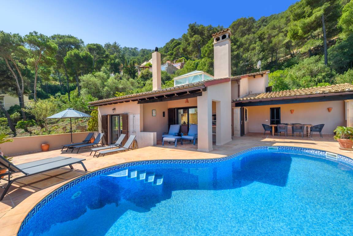 150 M² Villa ∙ 3 Bedrooms ∙ 6 Guests - Canyamel