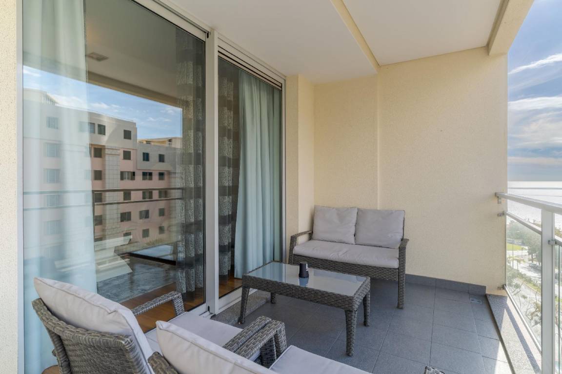 130 M² Apartment ∙ 3 Bedrooms ∙ 6 Guests - Madeira