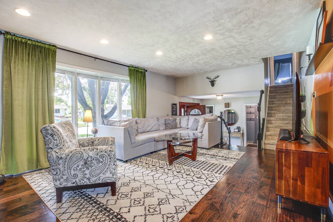 202 M² House ∙ 3 Bedrooms ∙ 8 Guests - Oshkosh, WI