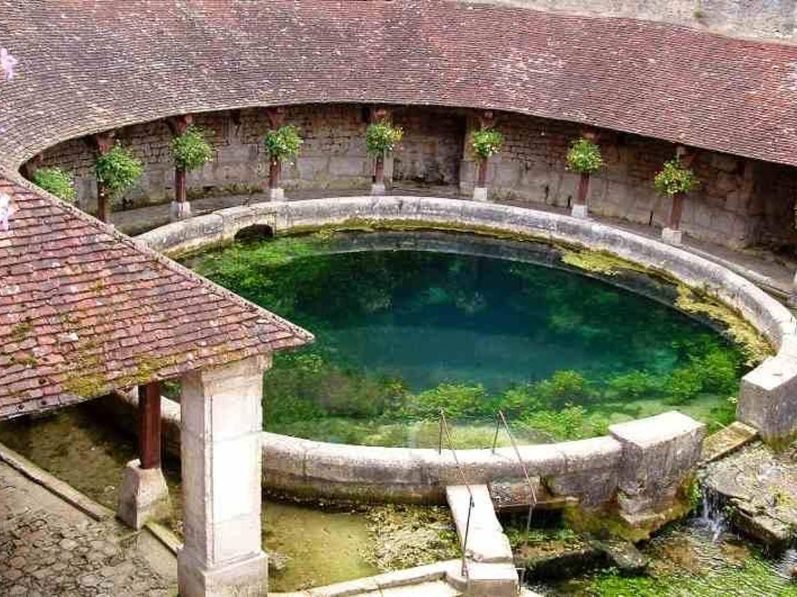 61 M² Cottage ∙ 2 Bedrooms ∙ 5 Guests - Chablis