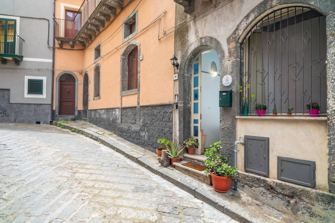 20 M² Appartamento Vacanza ∙ 1 Camera Da Letto ∙ 2 Ospiti - Linguaglossa