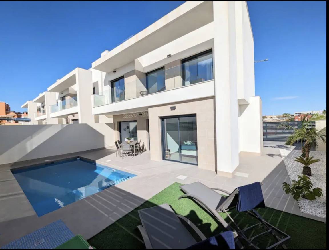 130 M² Maison De Vacances ∙ 3 Chambres ∙ 6 Personnes - Algorfa