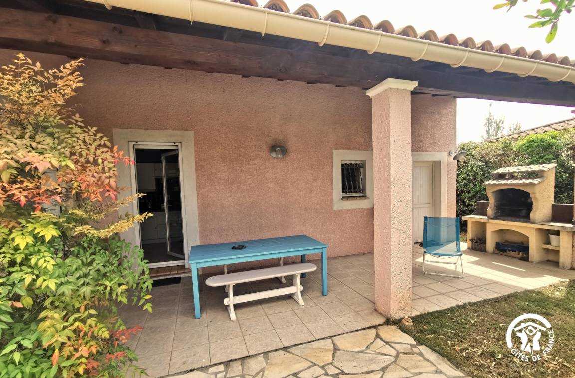 140 M² Gîte ∙ 3 Chambres ∙ 6 Personnes - Lunel