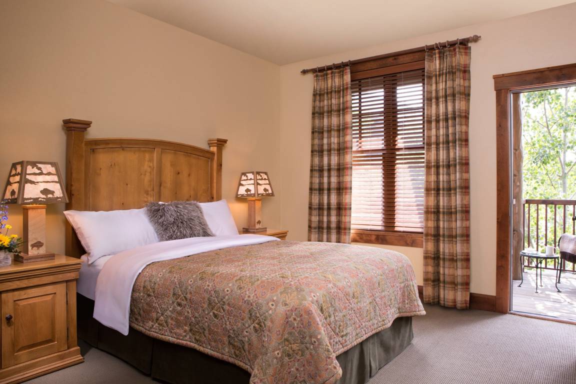 Condo ∙ 1 Bedroom ∙ 4 Guests - Jackson, WY