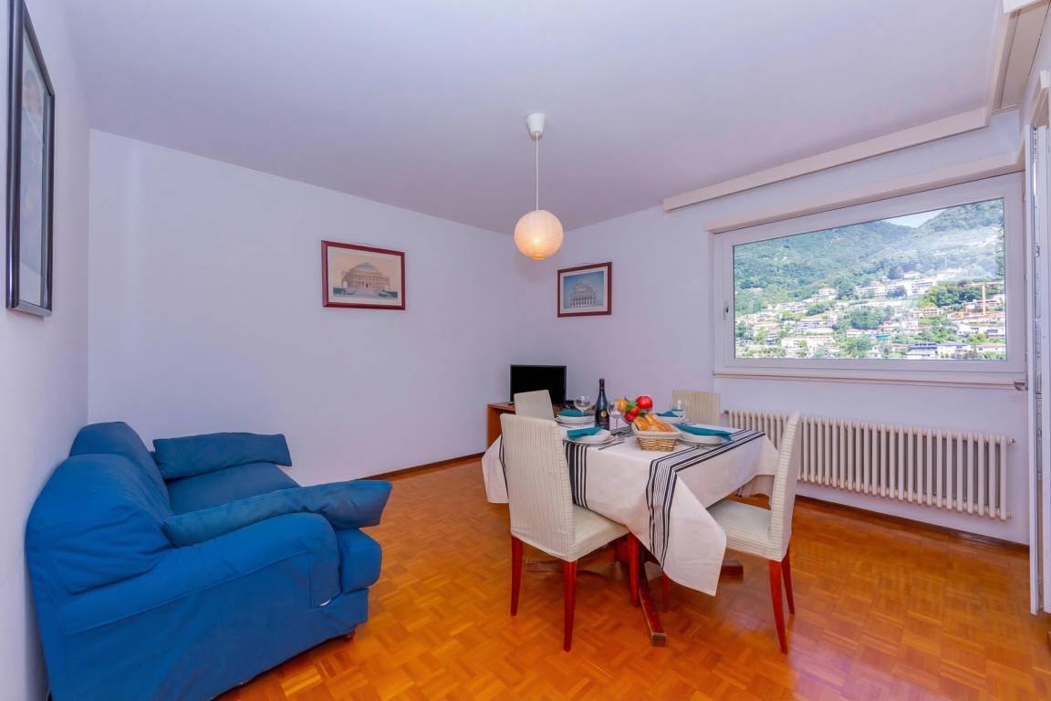 90 M² Apartment ∙ 2 Bedrooms ∙ 4 Guests - Canobbio