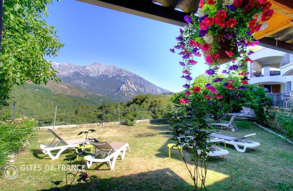 108 M² Gîte ∙ 3 Bedrooms ∙ 6 Guests - Corsica