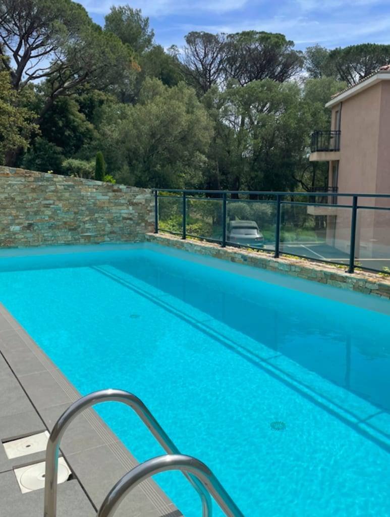 78 M² Apartment ∙ 2 Bedrooms ∙ 4 Guests - Saint-Raphaël