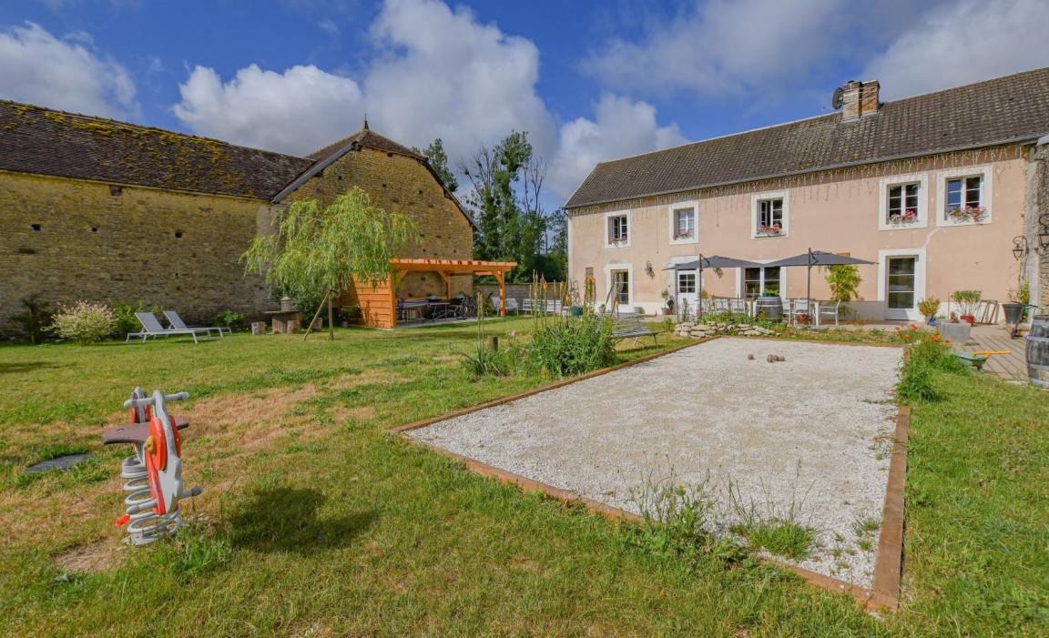 150 M² Gîte ∙ 4 Chambres ∙ 11 Personnes - Aube