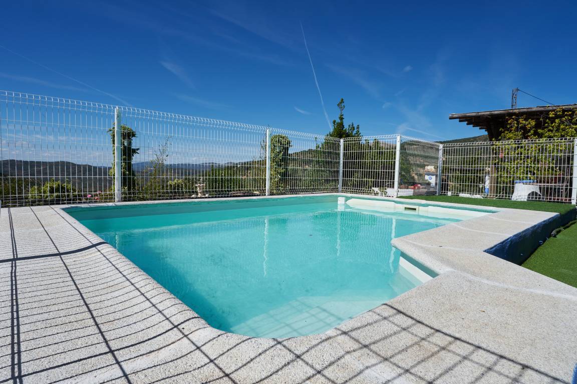 250 M² Casa ∙ 6 Habitaciones ∙ 12 Huéspedes - Alcalá la Real