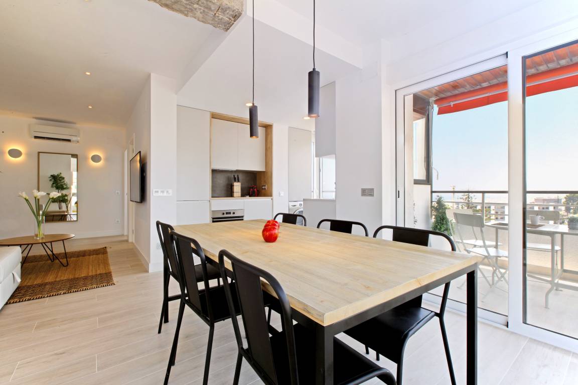 95 M² Apartamento ∙ 2 Habitaciones ∙ 5 Huéspedes - Torremolinos