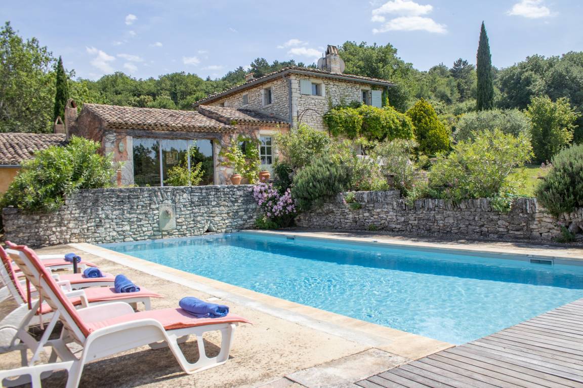 350 M² Maison De Vacances ∙ 5 Chambres ∙ 12 Personnes - Grignan
