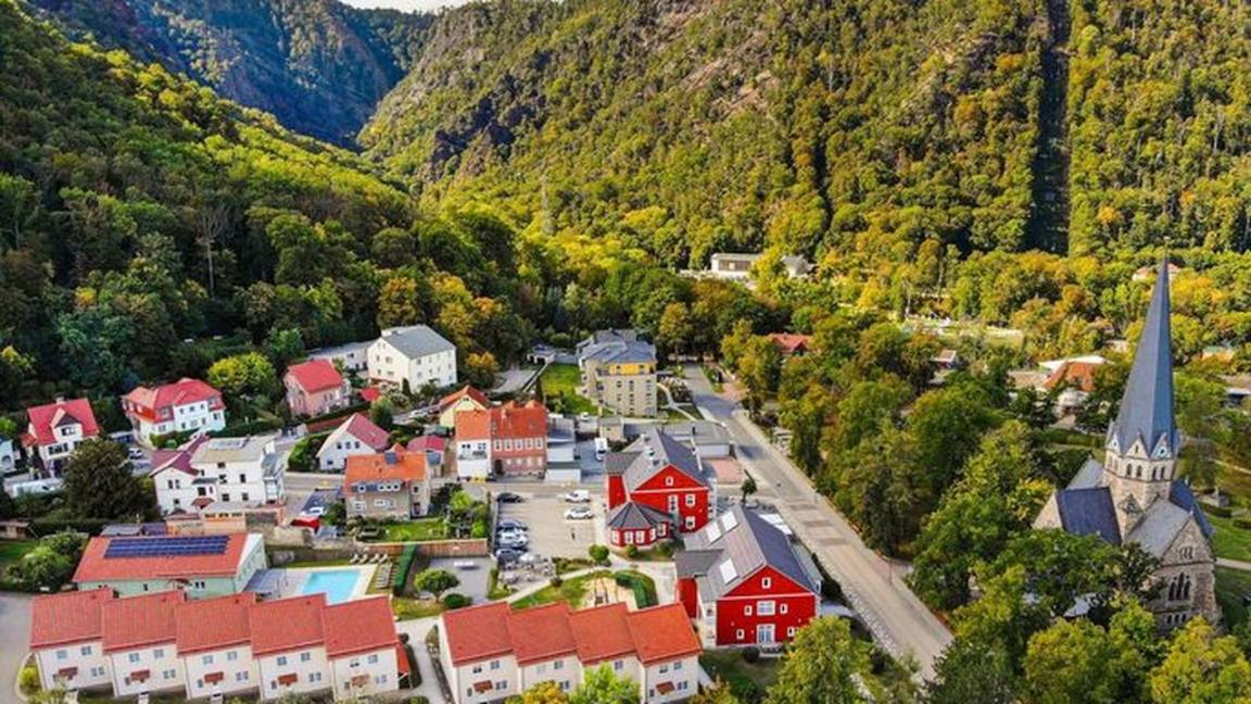 30 M² Hotel ∙ 4 Guests - Thale